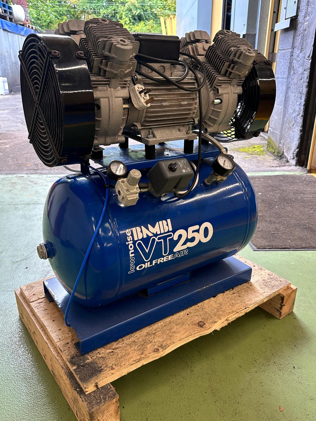 Used Compressors — TACS - The Air Compressor Store